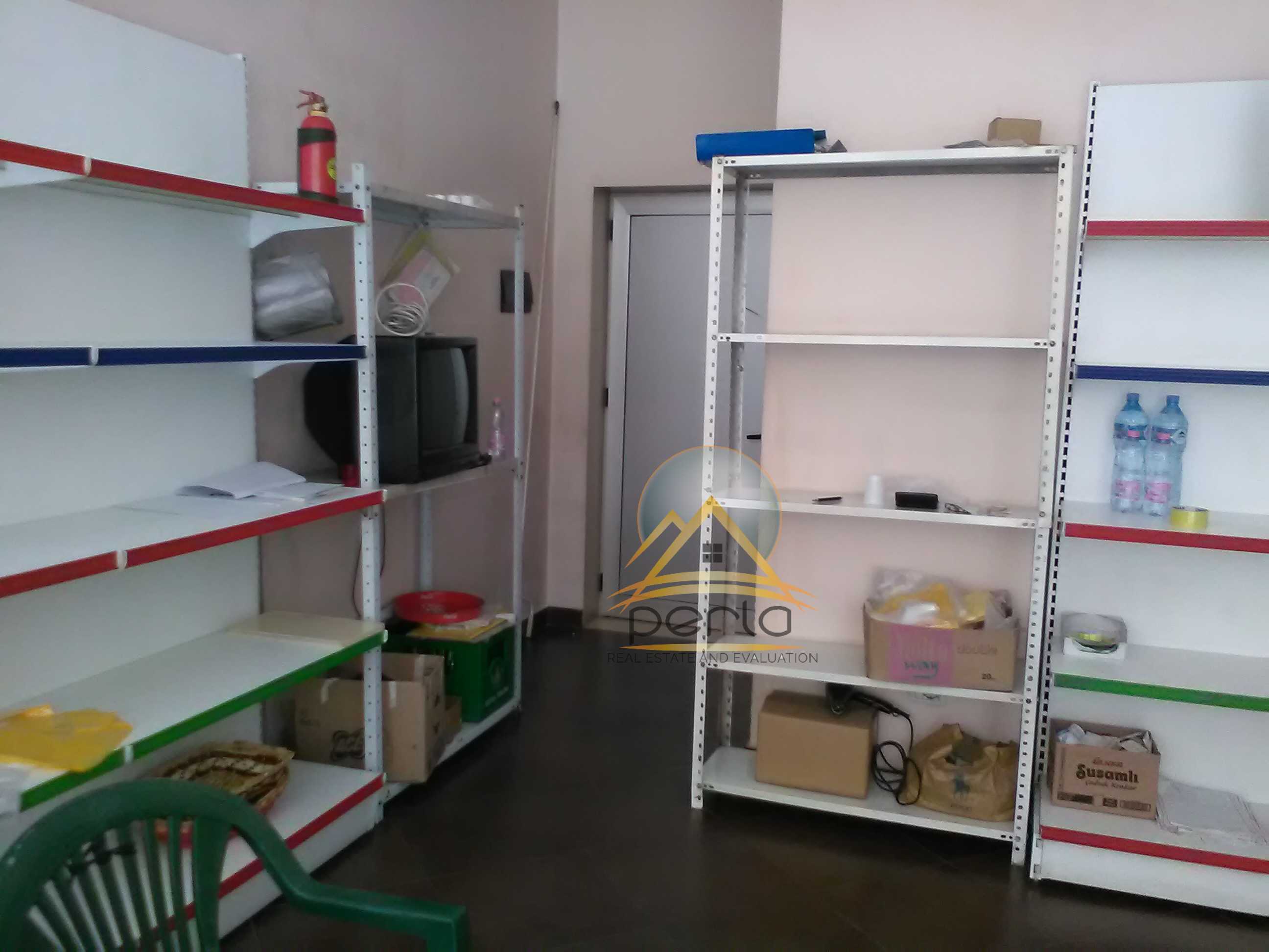 Jepet dyqan me qira,Rr Zef Jubani - Perla Real Estate | Apartamente me ...