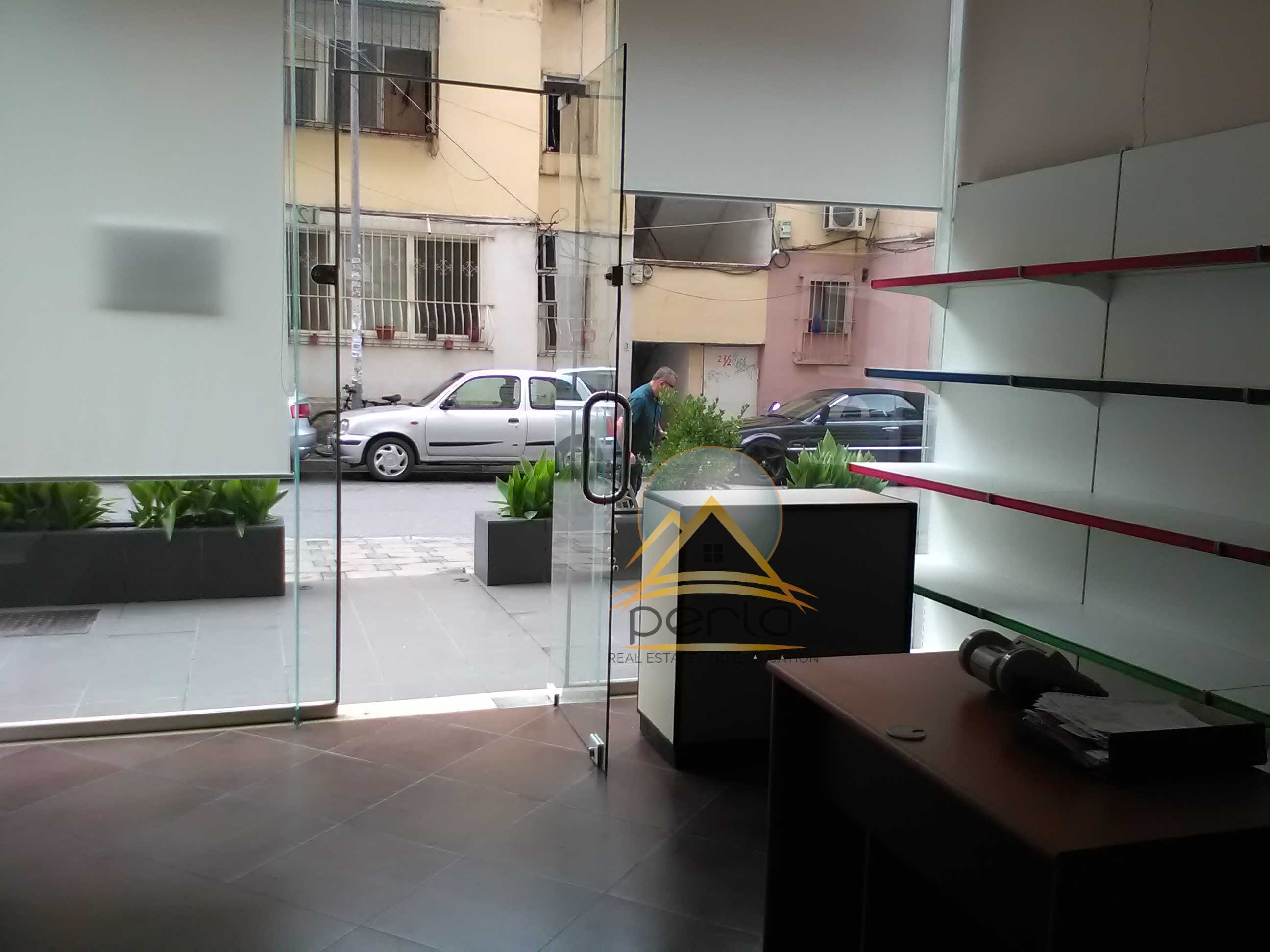 Jepet dyqan me qira,Rr Zef Jubani - Perla Real Estate | Apartamente me ...